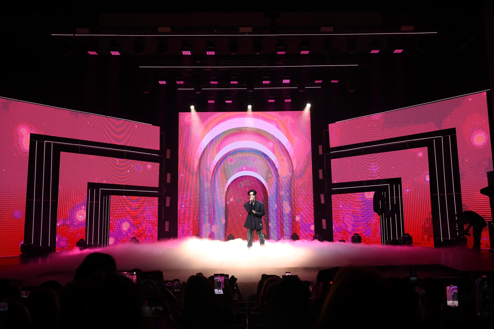 Professional Multimedia Equipment Supply